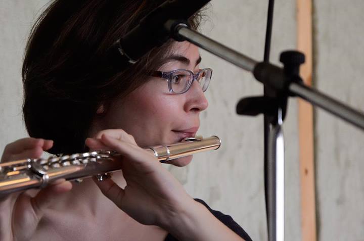 Do Visual Aids Assist Musical Training?